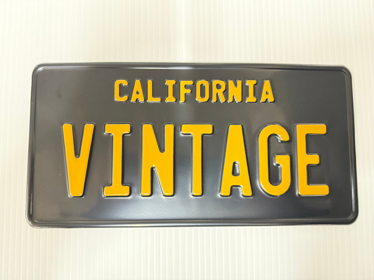CALIFORNIA USA Style Black and Yellow Pressed Plate – Europl8