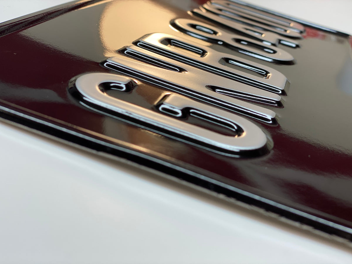 USA Style Gloss Black and Silver Pressed Show Plate – Europl8